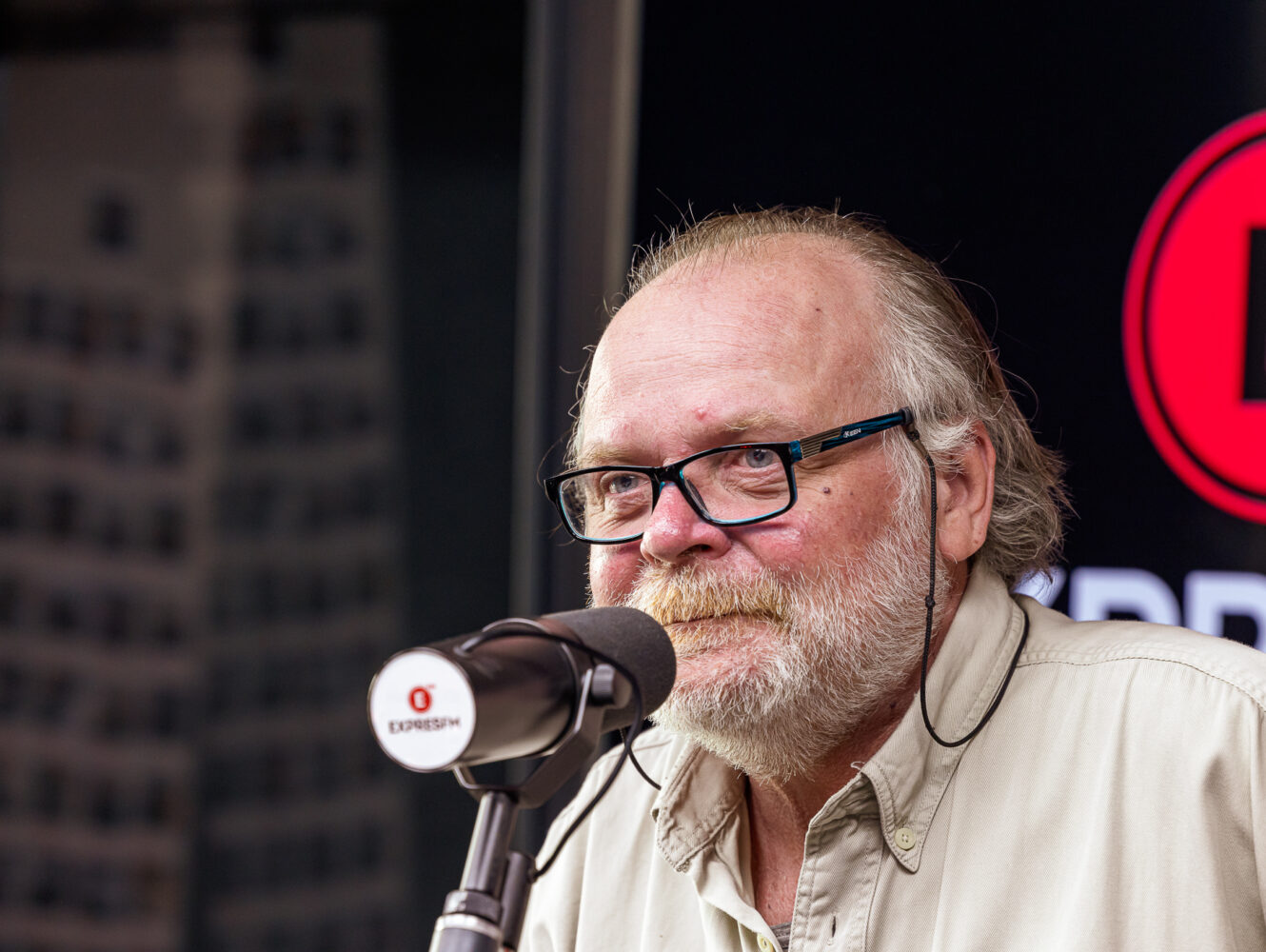 Igor Bareš: Abych si s chutí zahrál divadlo, musím se živit dabingem ...