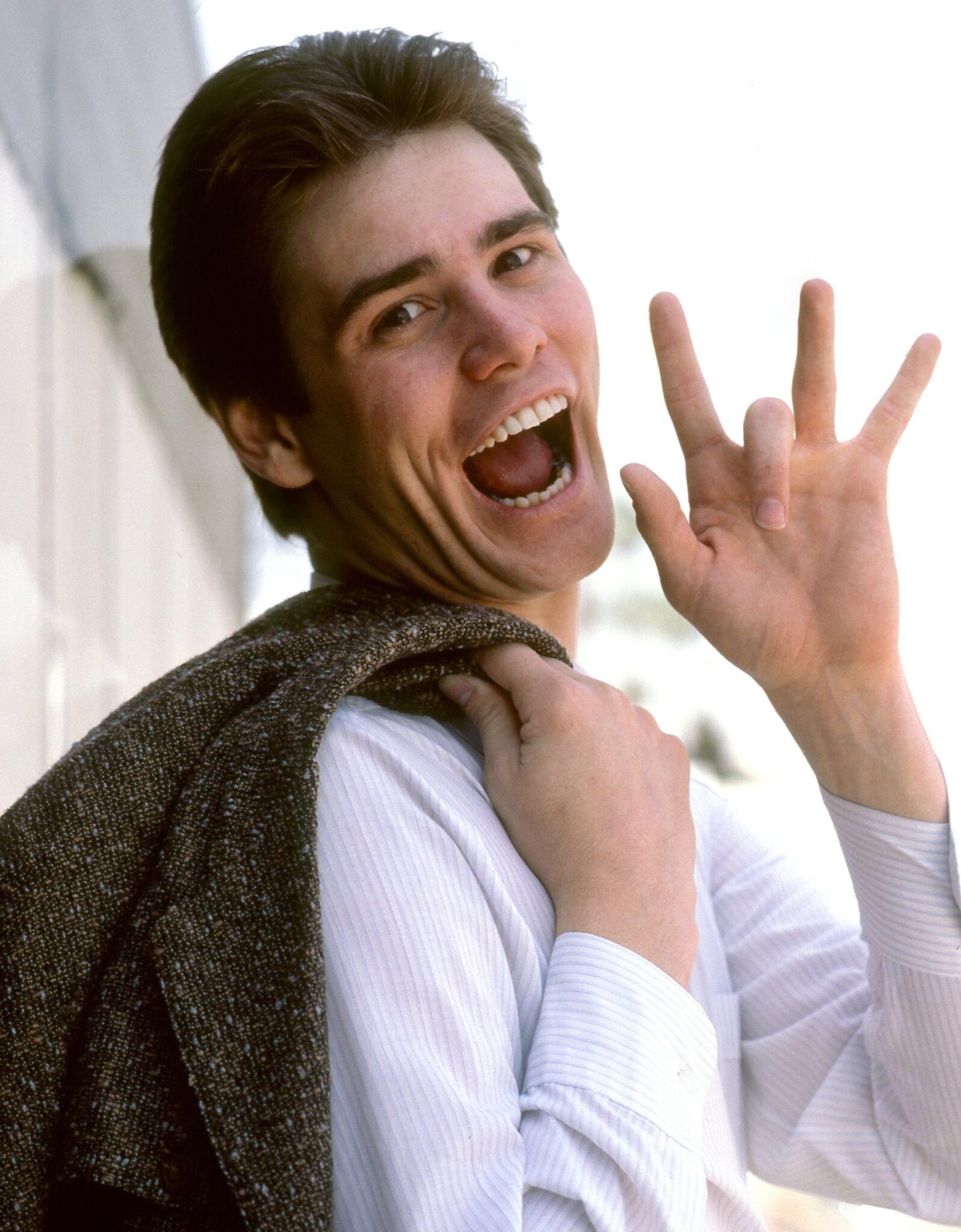 Slavný komik si užívá svět mimo záři reflektorů: Jim Carrey slaví ...