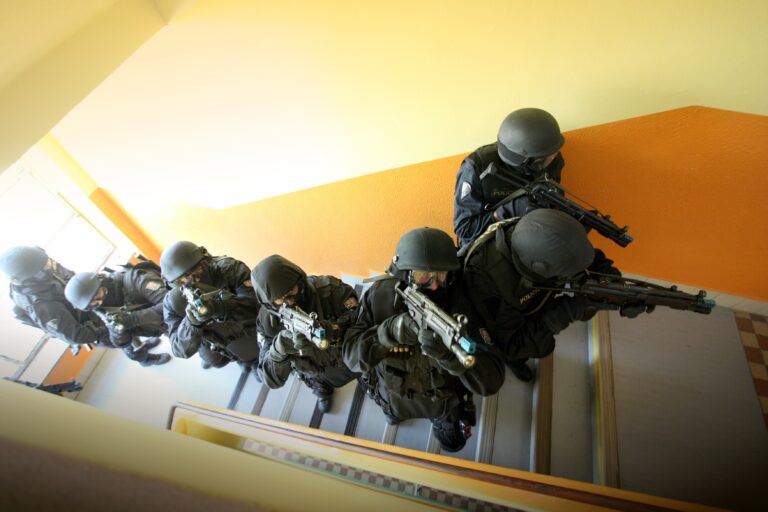 Elitní policejní jednotka zvaná URNA: Právem se řadí mezi špičky doma i ...