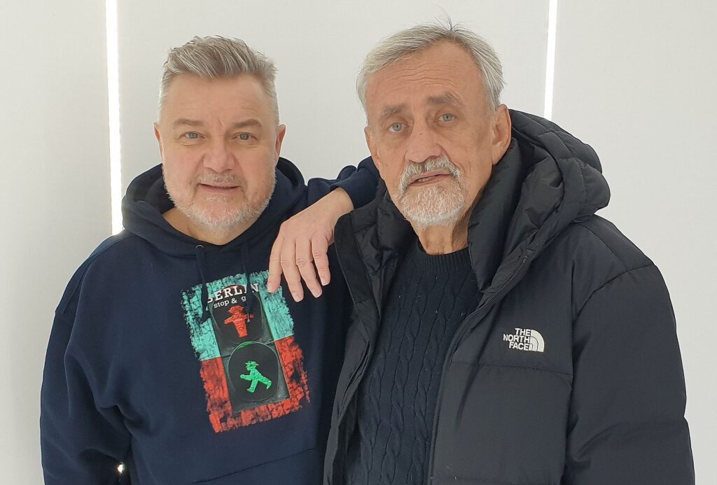 Richard Tesařík: Jsme rádi, že si zahrajeme, kapela si váží plného ...