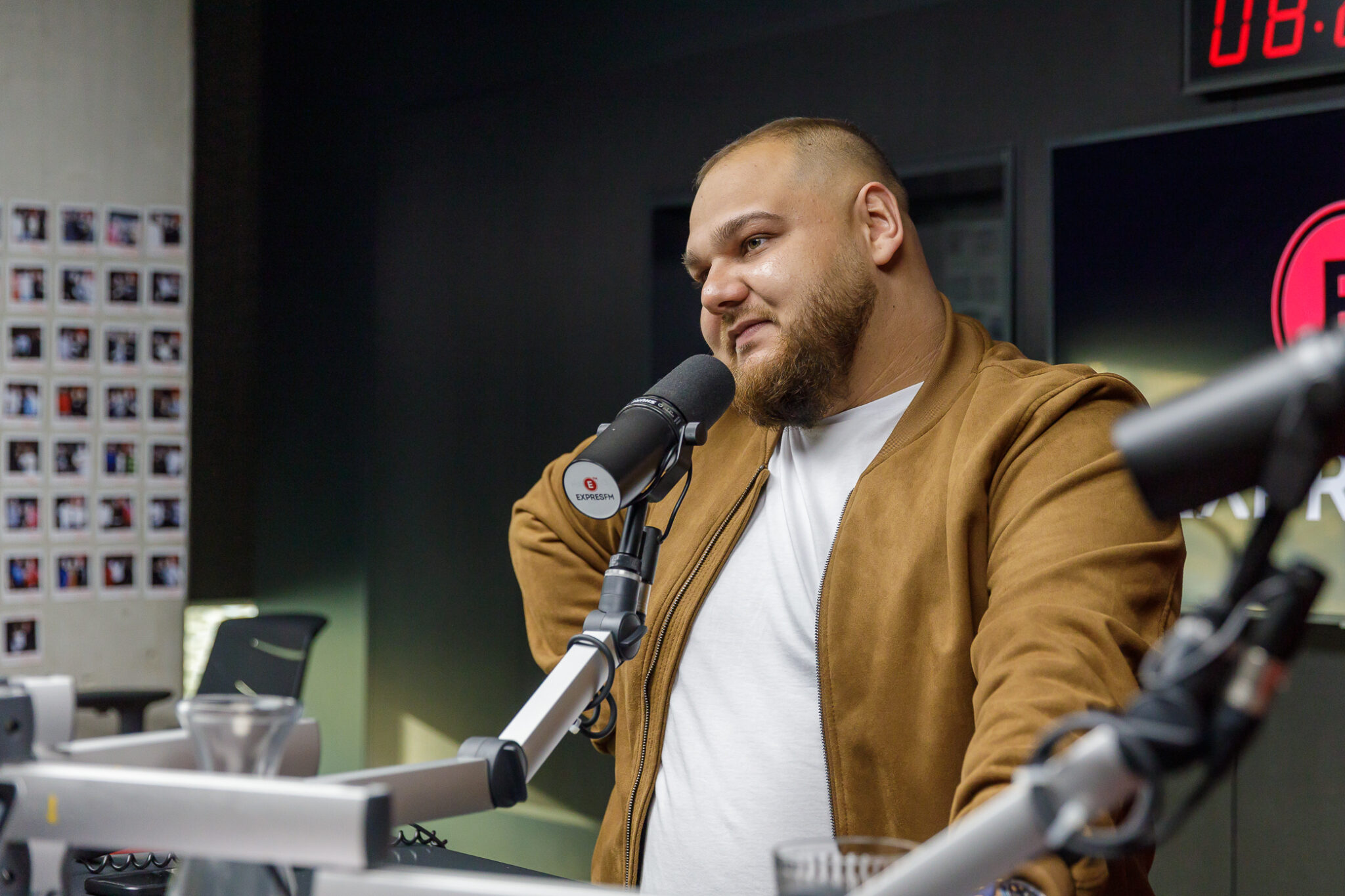 Daniel Ferenc: Dělám si legraci úplně ze všech, Zeman a Babiš jsou ...