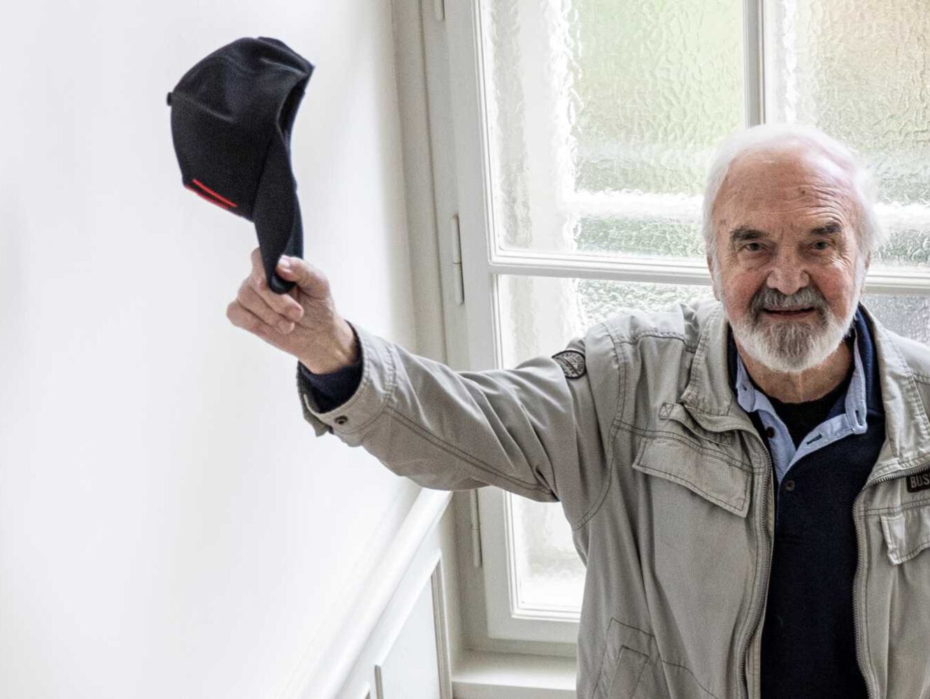 Zběhl od učení k umění: Jeden z otců Járy Cimrmana je autorem stovek ...