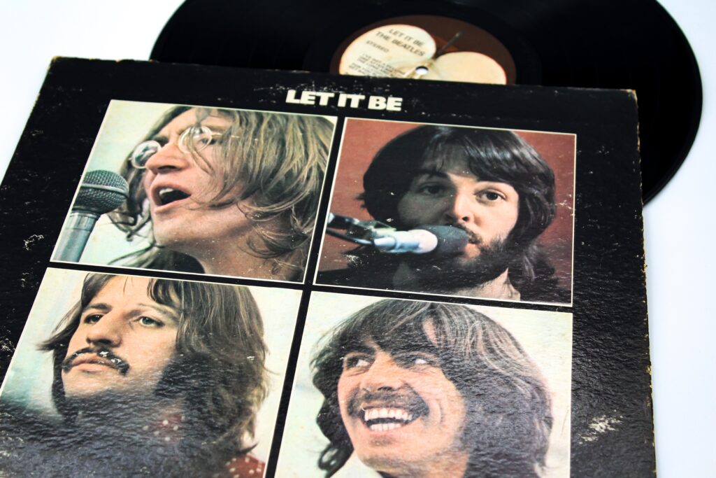 Před 55 lety vyšlo poslední album legendárních Brouků: S Let It Be dobyli The Beatles hitparády ...